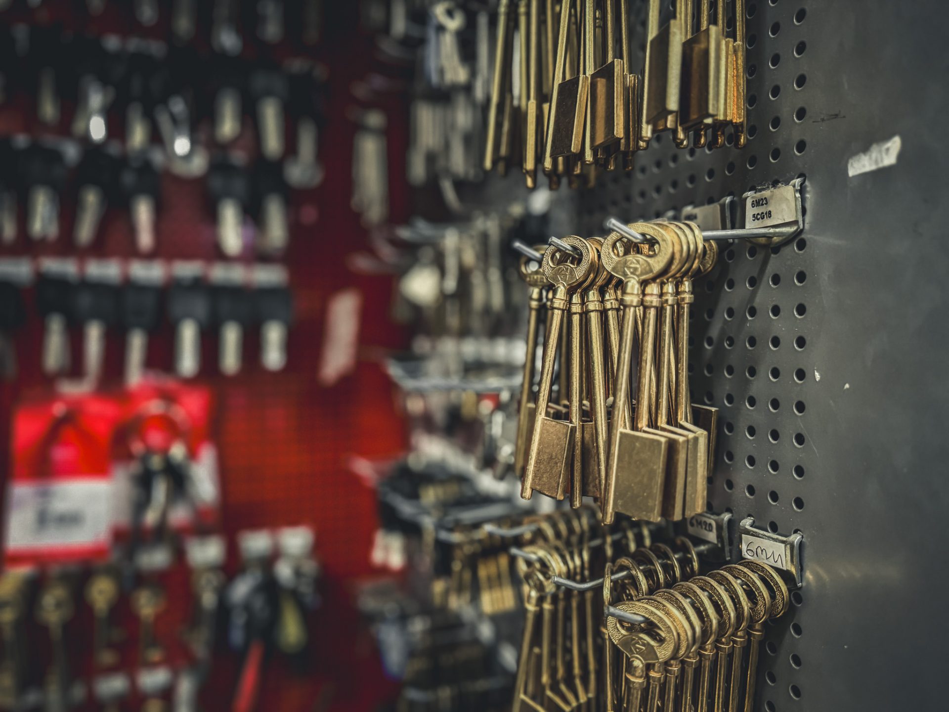 Clés, cordonnerie et flocage rapide avec La Centrale des Services